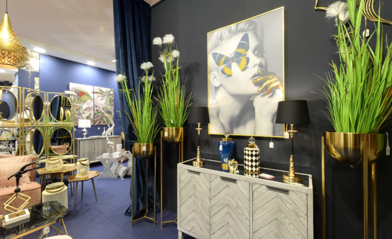 Romimex World, S.L. - Regalo Fama